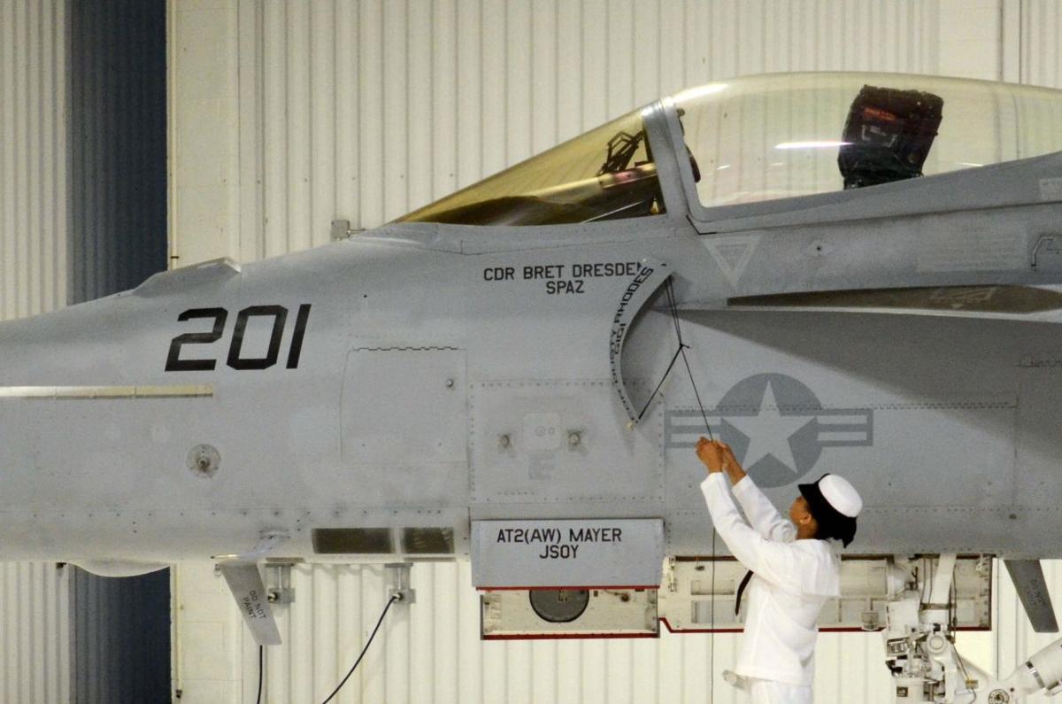 VFA-81 Sunliners | Photos | militarynews.com