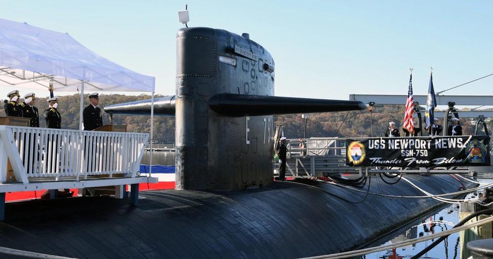 USS Newport News (SSN 750) holds change of command ceremony | Quarterdeck | militarynews.com