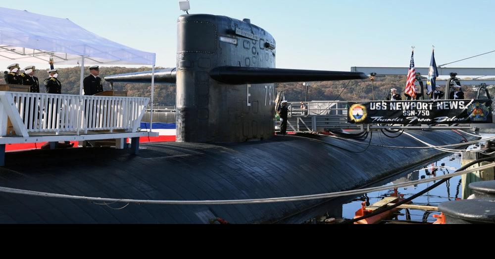 USS Newport News (SSN 750) holds change of command ceremony | Quarterdeck | militarynews.com