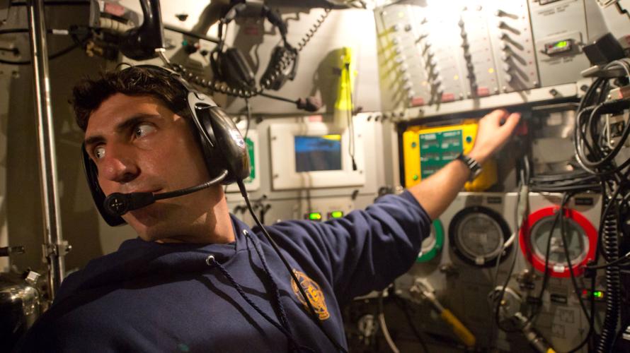 Undersea Rescue Command, Chilean submarine complete CHILEMAR VIII ...