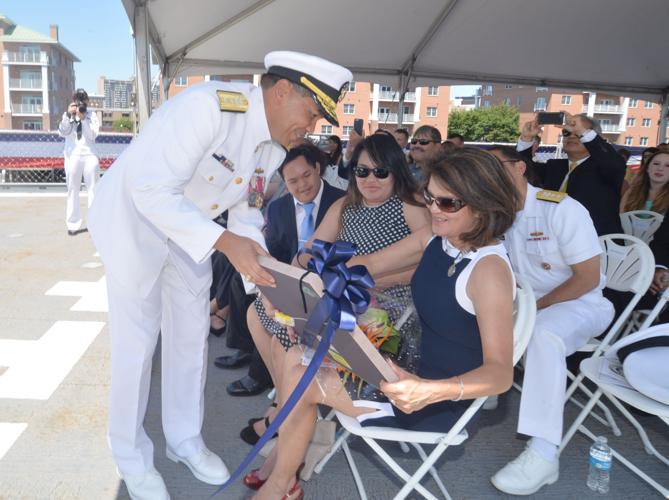 COMNAVSURFLANT Change of Command | Photos | militarynews.com
