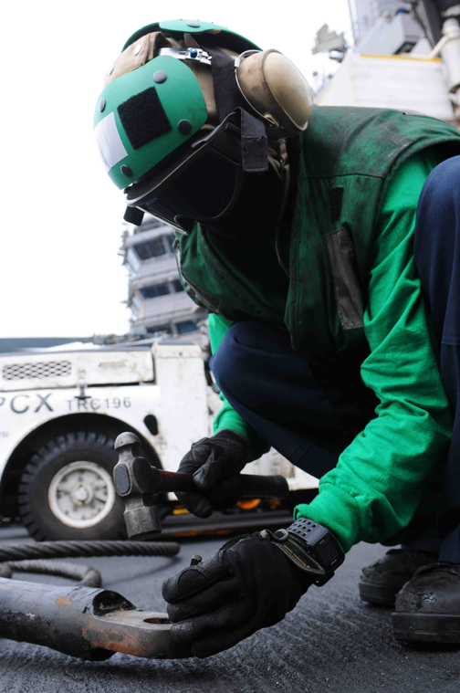 First All-Female Arresting Gear Crew Supports OEF | Quarterdeck ...