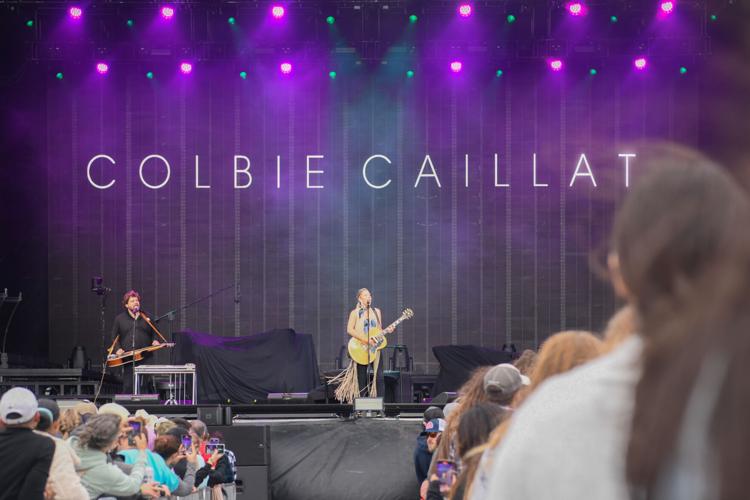 ‘Operation MWR’ concert featuring Dierks Bentley brings record numbers ...