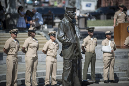 New chiefs pinned at Navy Memorial | Quarterdeck | militarynews.com