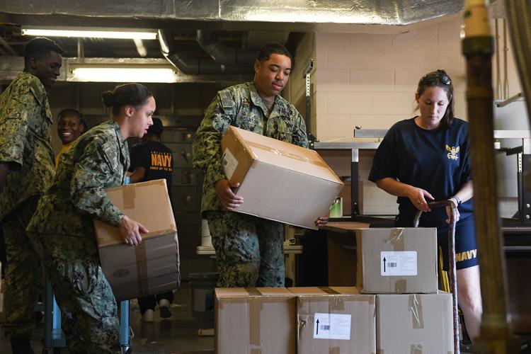 NAVSTA Norfolk Sailors assist Norfolk Public Schools in first ...