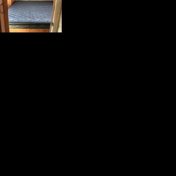 2007 27' Keystone Hideout Travel Trailer Bed | RVs | mininickel.com
