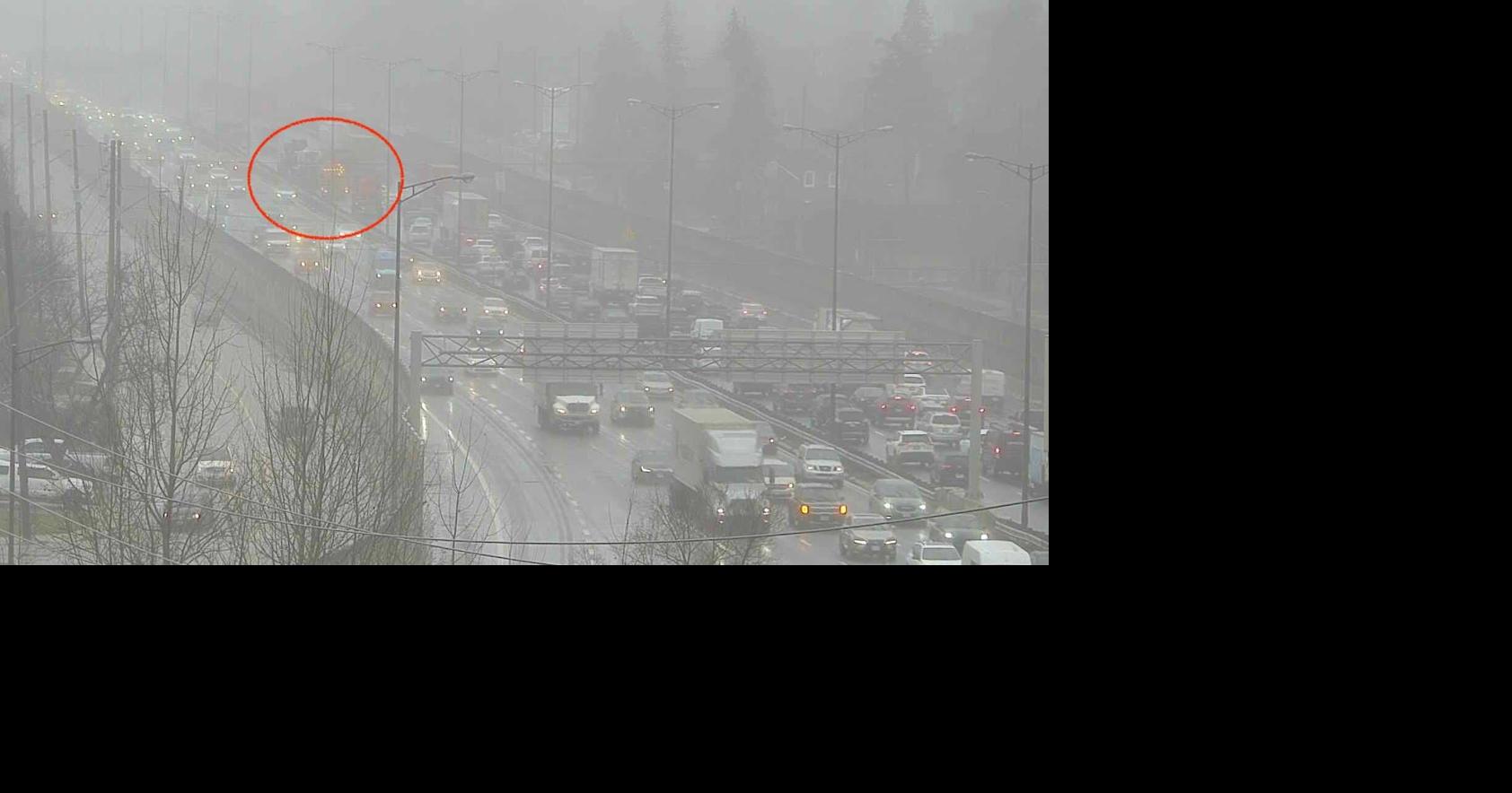 Traffic issues on the QEW in Mississauga Thursday, Dec. 28