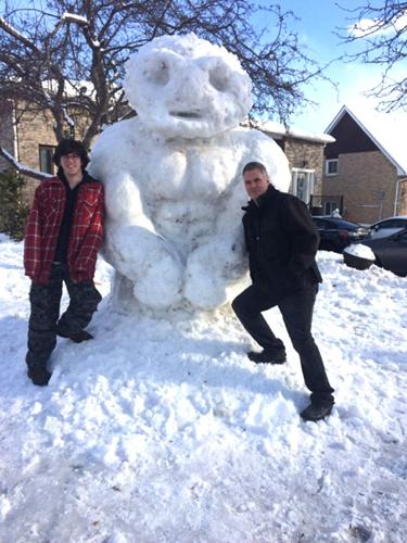 Mississauga duo build ‘Hulk’ of a snowman