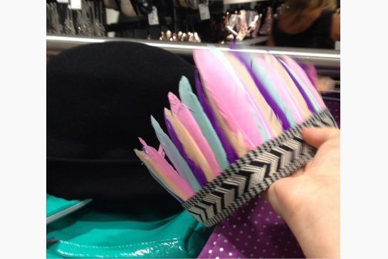 H&M pulls 'hipster' headdresses from Canadian shelves