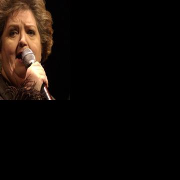 Singer Rita MacNeil dies at age 68
