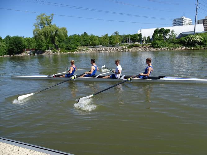 Businessman donates $20,000 boat to Don Rowing Club