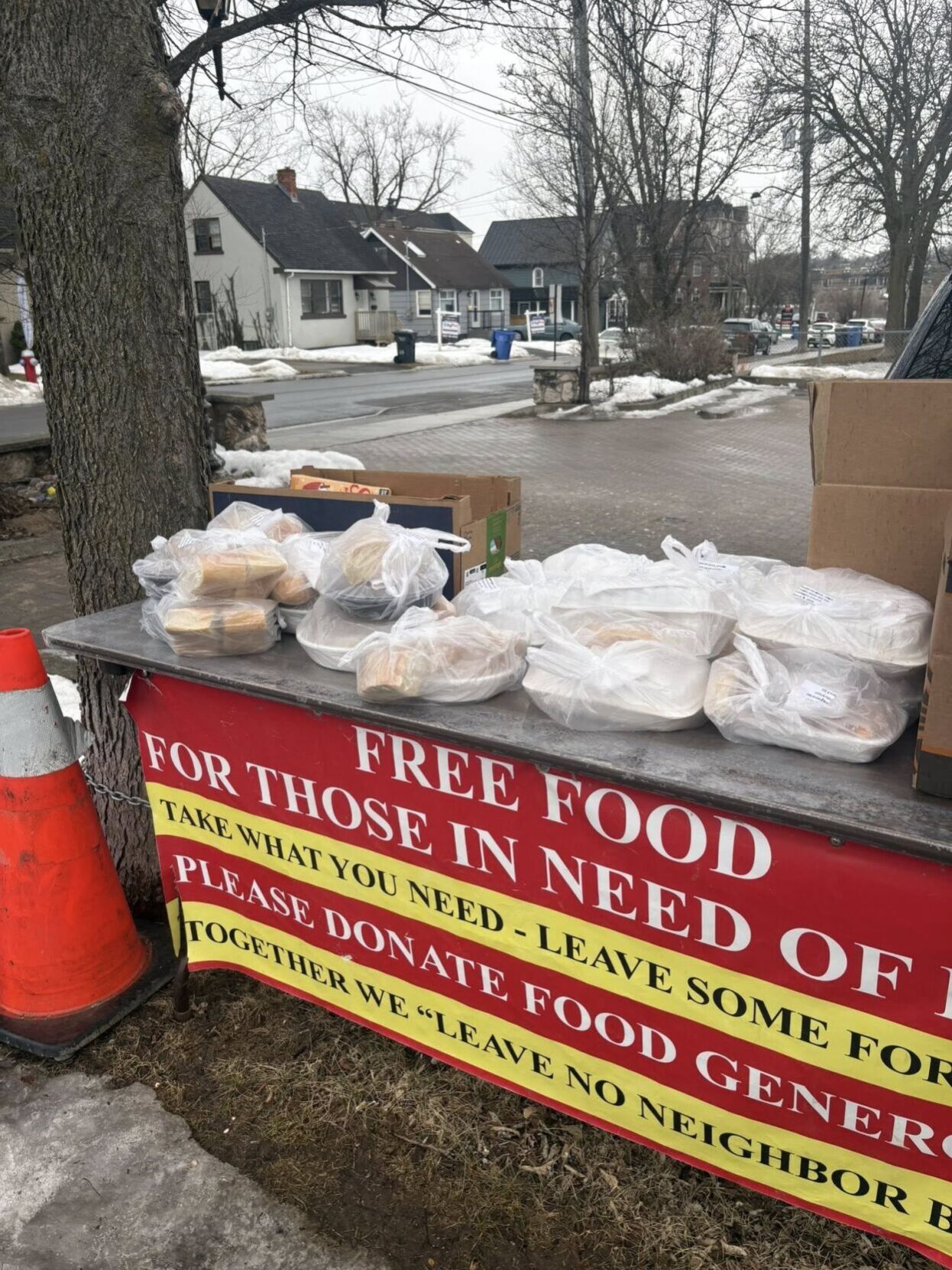 Free food tables fight rising Mississauga food insecurity