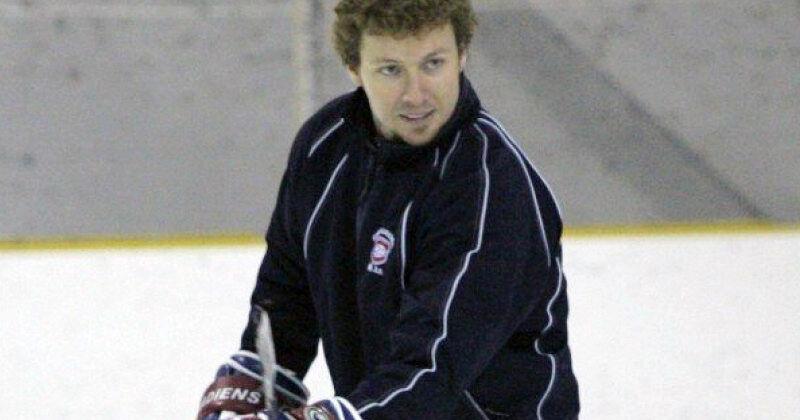 Hockey coach Tyler Cragg dies of brain cancer