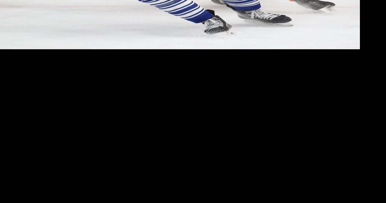 Mississauga Steelheads top scholar Adam Varga redeemed himself off the ice