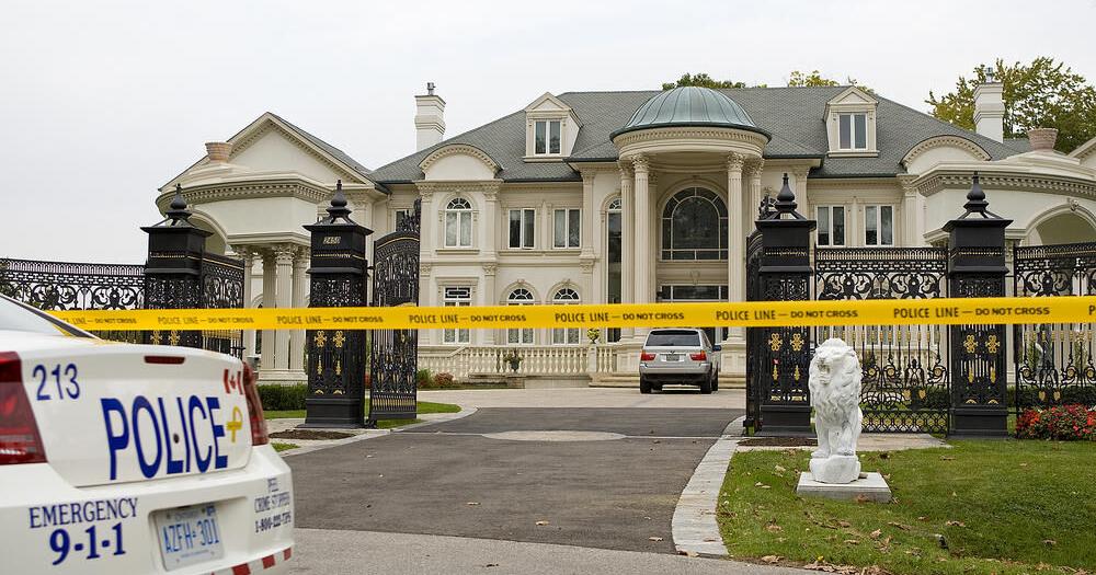 Jury selected for mansion murder