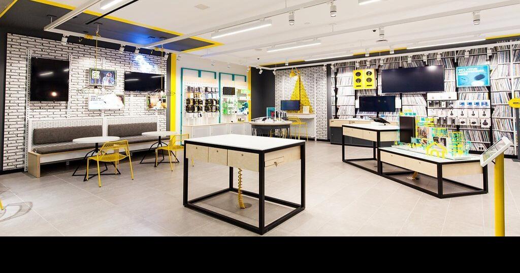 Fido store at Square One reopens after redesign and renovation