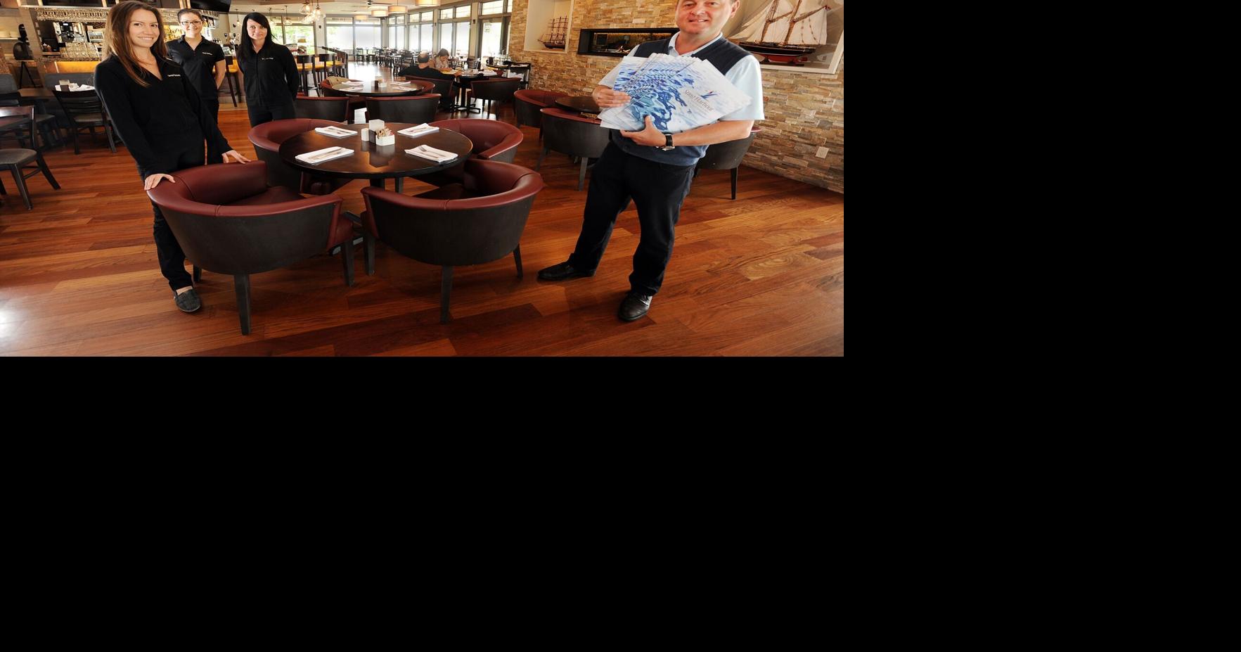 Port Credit waterfront restaurant still making waves