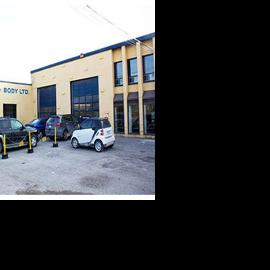 Lyons Auto Body uses only the best products, because it’s your vehicle