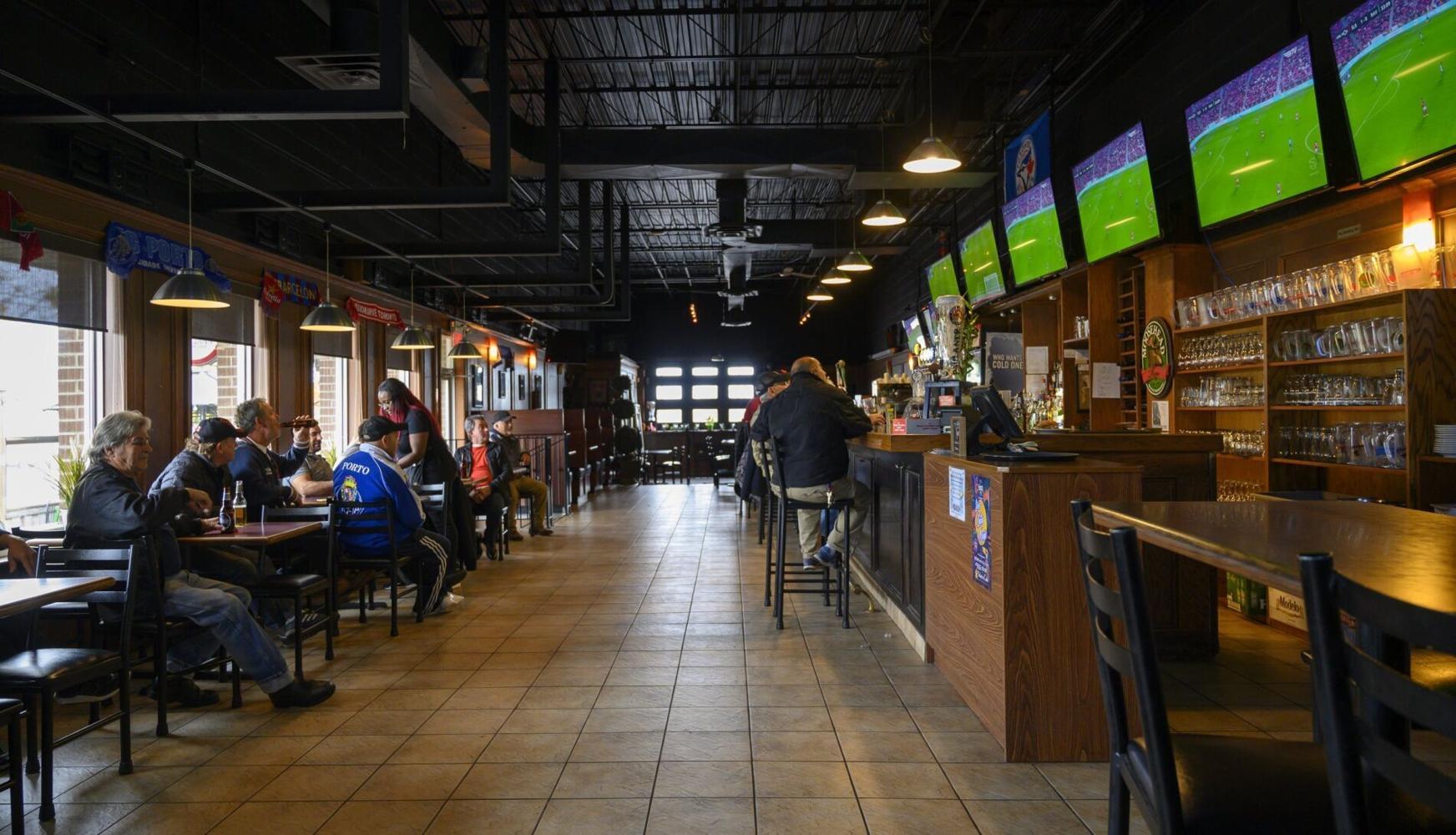 5 sports bars in Mississauga to watch the game during this season
