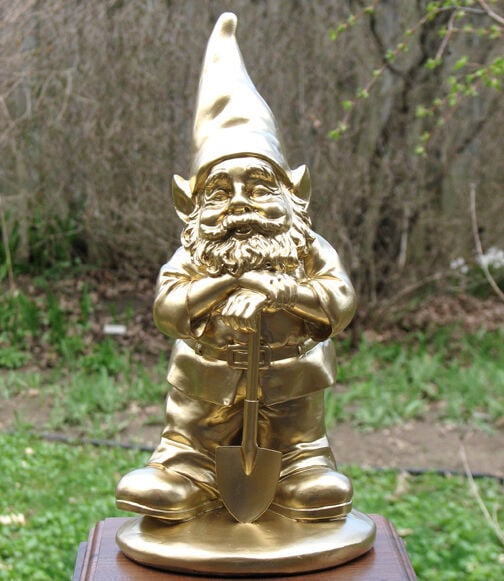 Golden Gnome added to Glorious Gardens contest