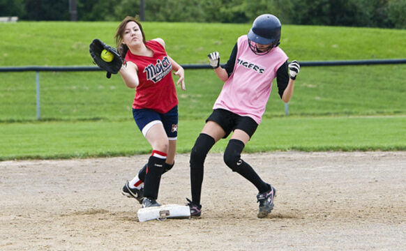 Tigers roar in softball final