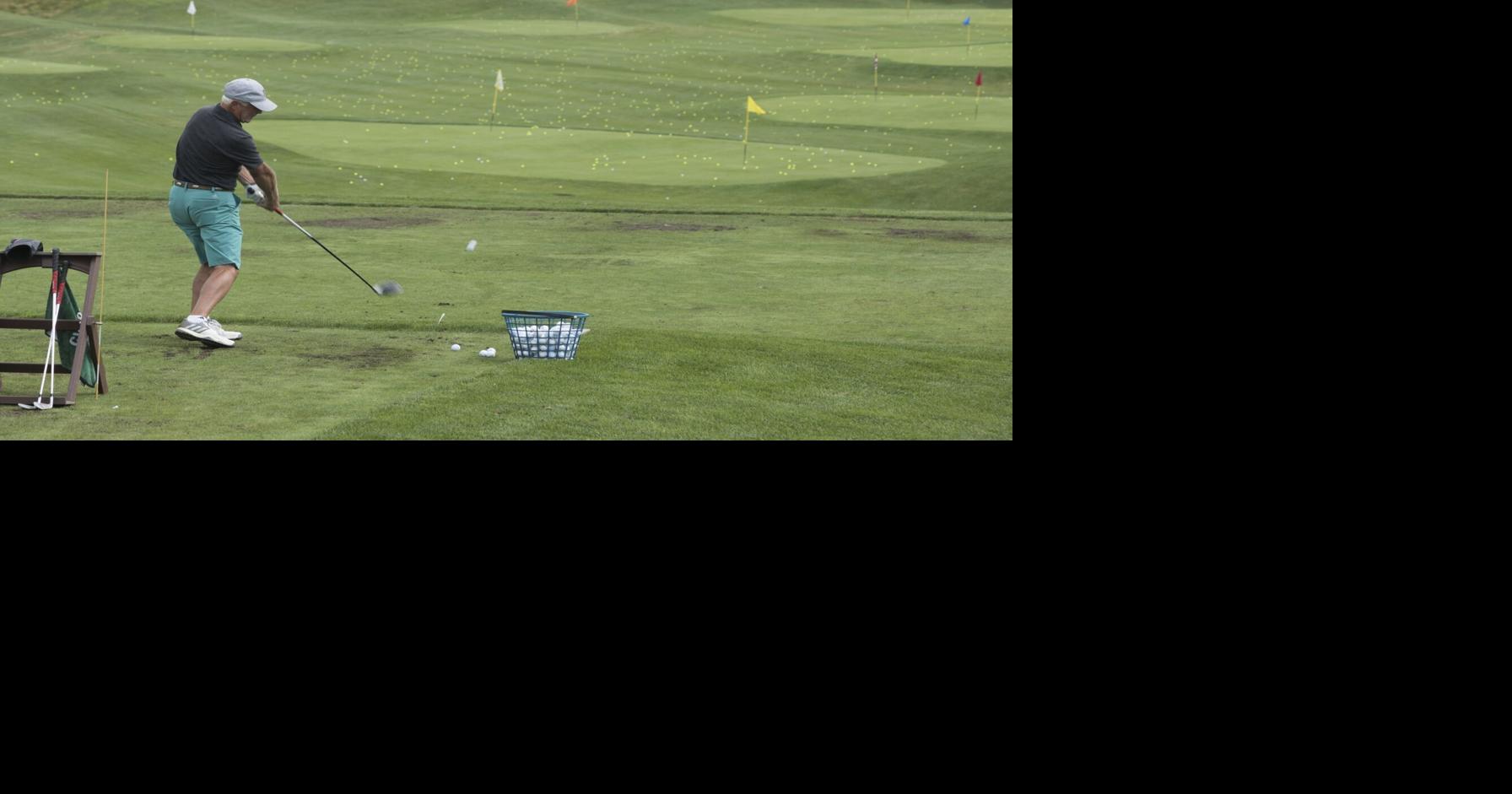 Mississauga to fine golf courses for errant balls