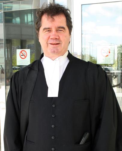 Ministry won't say why prominent prosecutor left