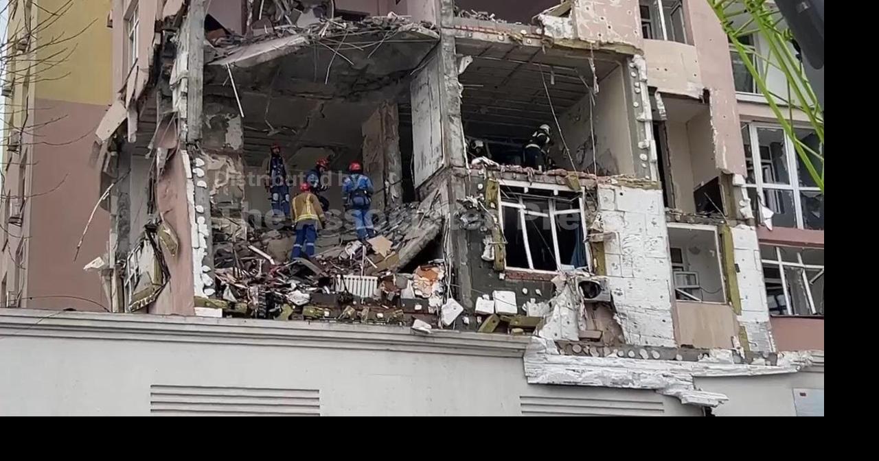 Buildings damaged in Kyiv after Russia attacks city with missiles and ...