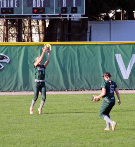 Lacie Felkins fly ball CL | The Hawk Eye - Burlington, Iowa ...