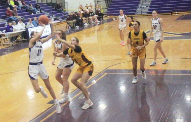 Keokuk kicks open postseason behind Seay's career high | Daily Gate ...