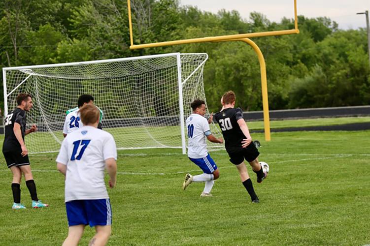 Boys soccer: Hawks keeping eye on second place in conference after ...
