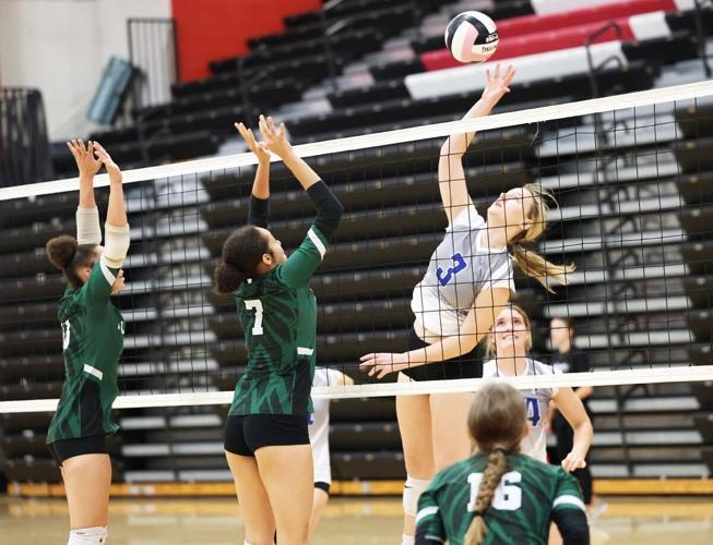 Richter helping groom Myers, Kruse for Holy Trinity | The Hawk Eye ...