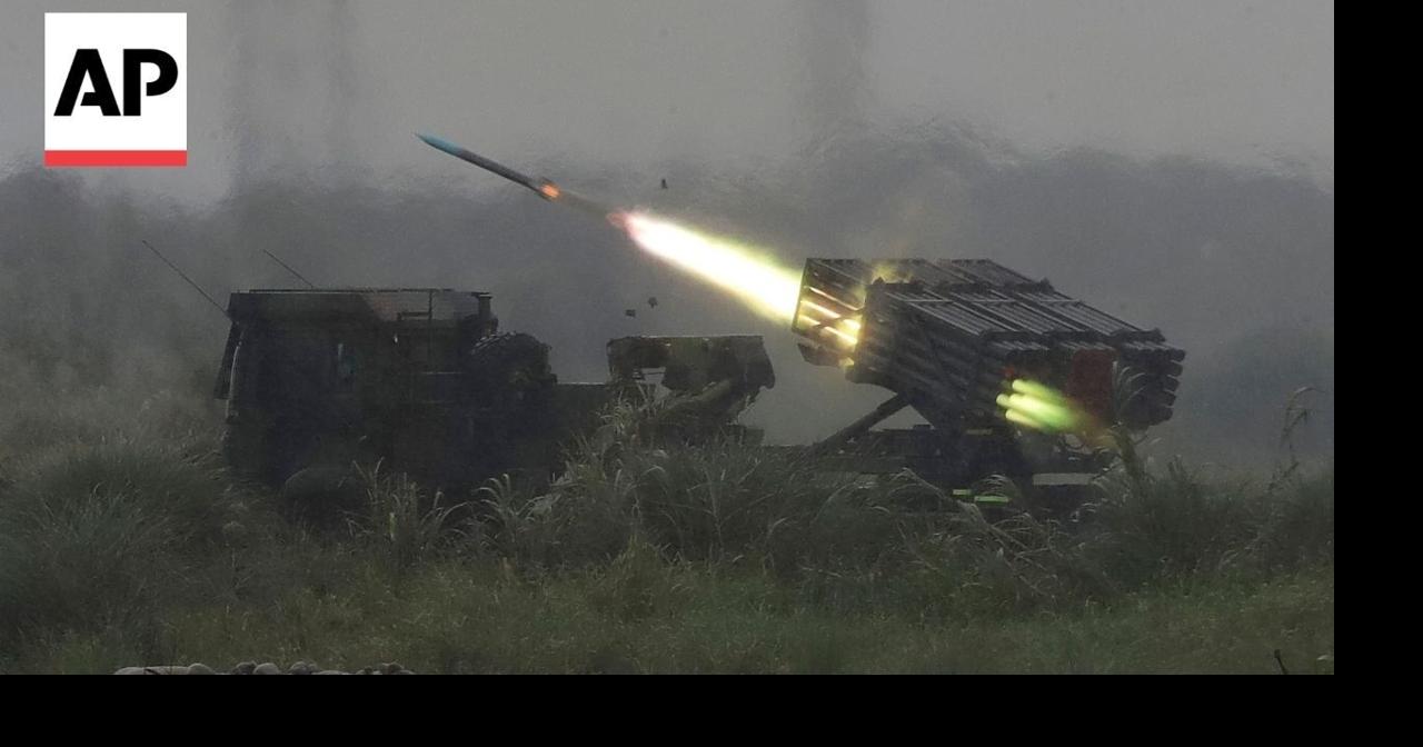 Taiwan holds beach drills simulating a Chinese amphibious invasion ...