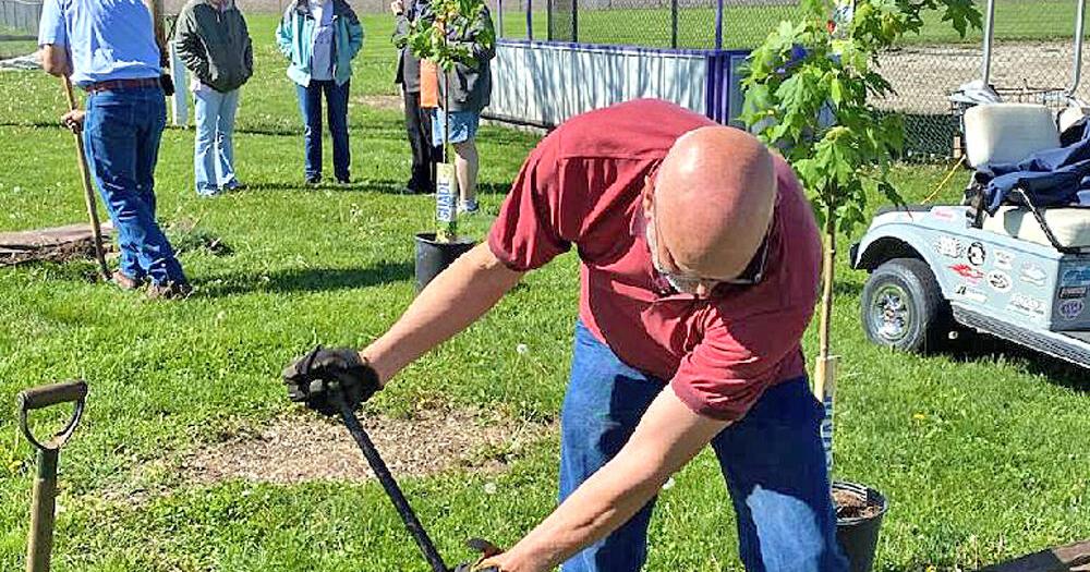 Nauvoo celebrates Arbor Day Foundation with tree planting | Hancock ...