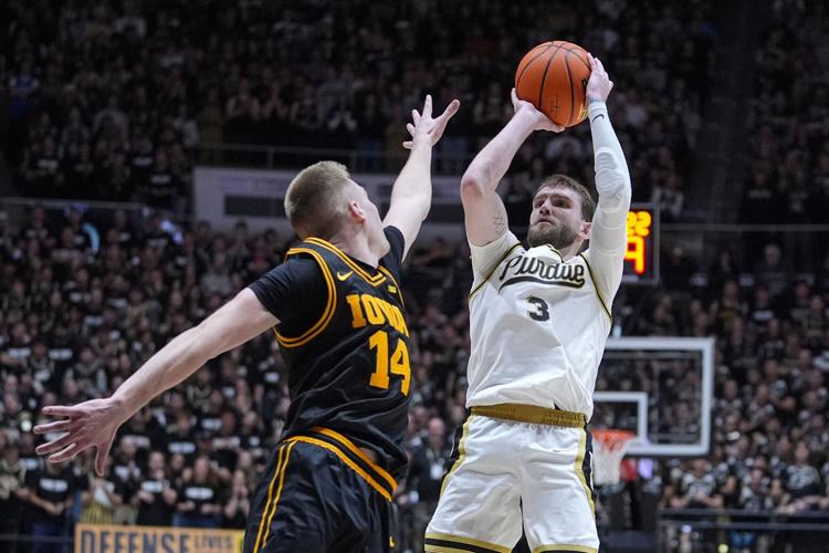 NBA: Iowa's Bennett Stirtz selected 16th by Memphis; traded to OKC ...