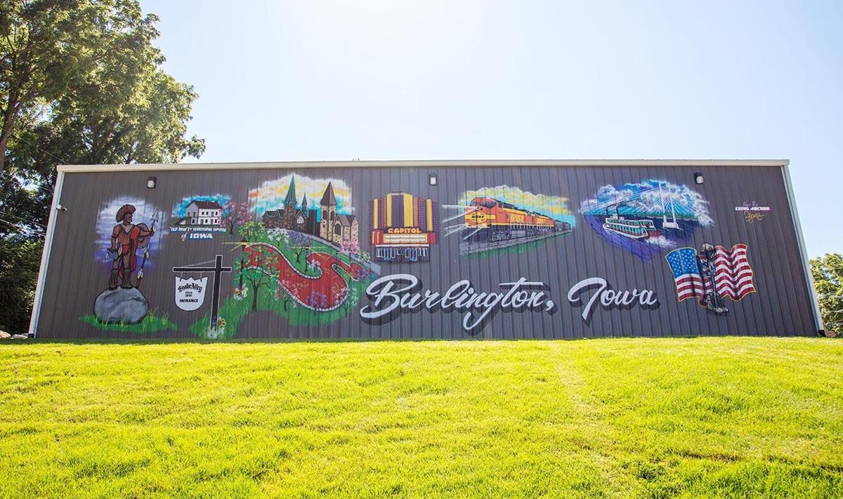 New mural honors Burlington history | The Hawk Eye - Burlington, Iowa ...