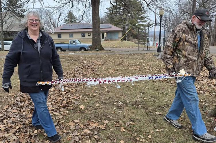 Warsaw’s Lights in the Park comes down | Daily Gate City - Keokuk, Iowa ...