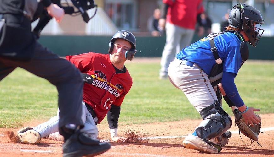 College baseball: SCC off to blazing start again | The Hawk Eye ...