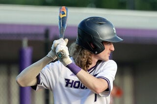 Noah Krieger bats | The Hawk Eye - Burlington, Iowa ...
