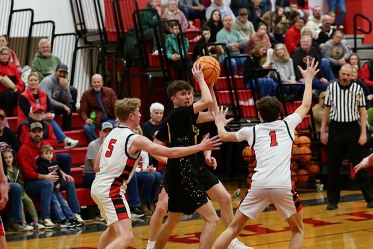 Central Lee falls just short to West Hancock | Daily Democrat, Fort ...