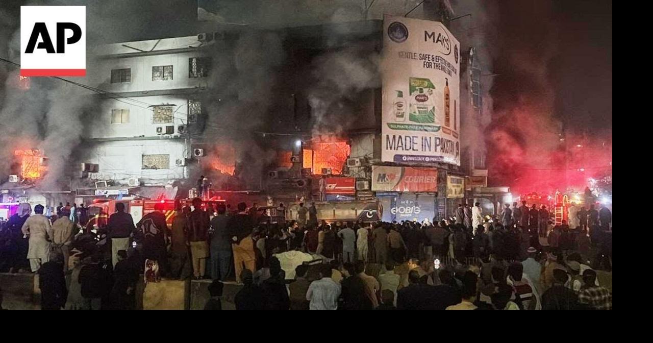 Massive fire at Pakistan shopping mall kills 3 people ...