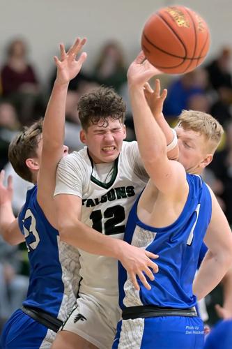 Friday's boys basketball: West Burlington rolls past Van Buren County ...