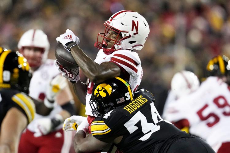 SESKER: Sportsmanship severely lacking in college football | The Hawk ...