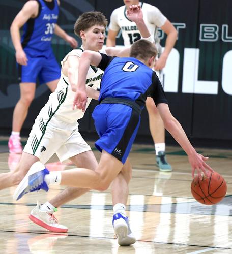 Boys basketball: Holy Trinity shuts down West Burlington in road ...