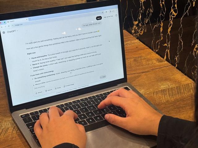 AI therapy chatbots draw new oversight as suicides raise alarm | Daily ...