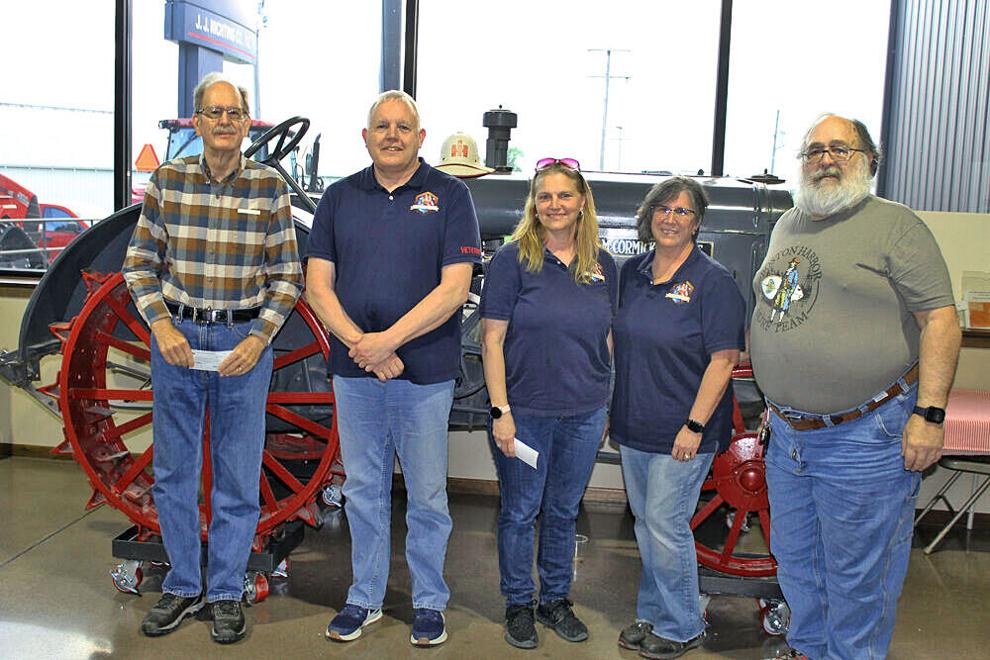 Three Rivers Tractor Club makes donations | Hancock County Journal ...