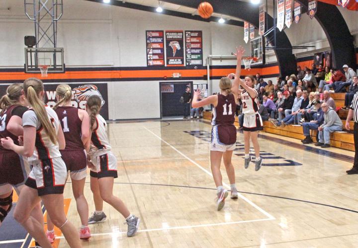 Illini West scores comeback overtime home win over Mendon Unity ...