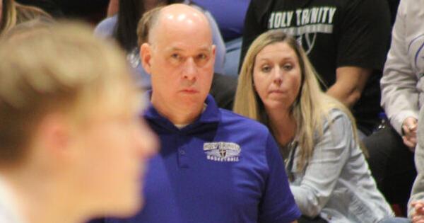 Boys basketball: Holy Trinity downs W-MU for John Hellige's 100th ...