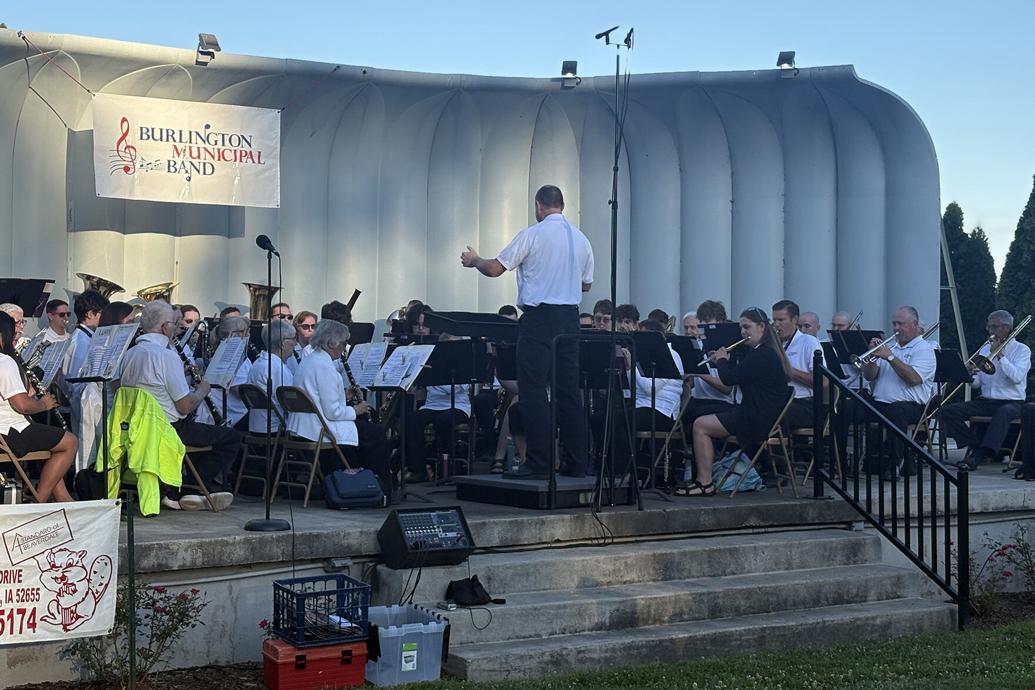 Municipal band performs in homage to the late Ron Coberley | The Hawk ...