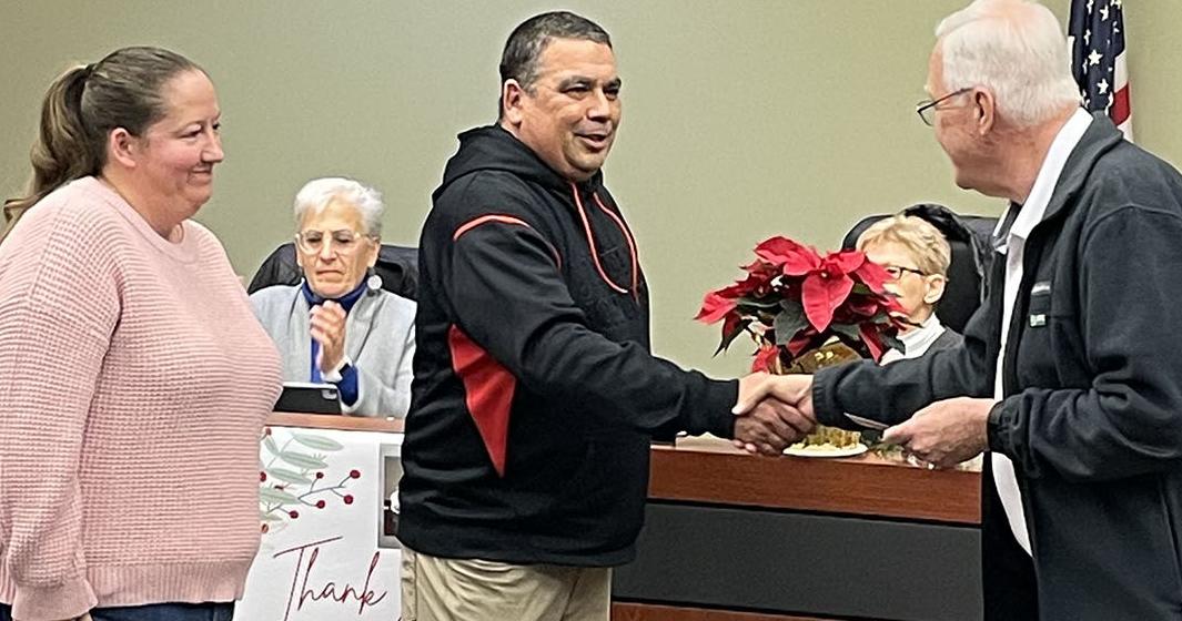 West Burlington City Council votes to prohibit parking at end of Spring ...